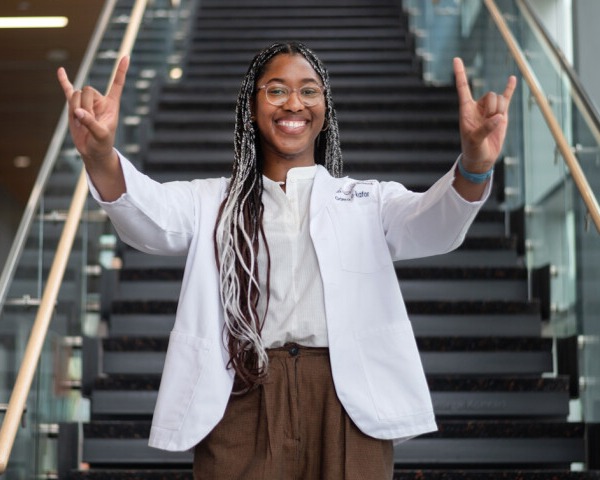 Odera Okafor embraces Anthropology background on path to M.D.>