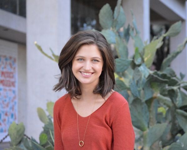 Hannah Hopkins recognized as a 2025 Dean's Distinguished Graduate>